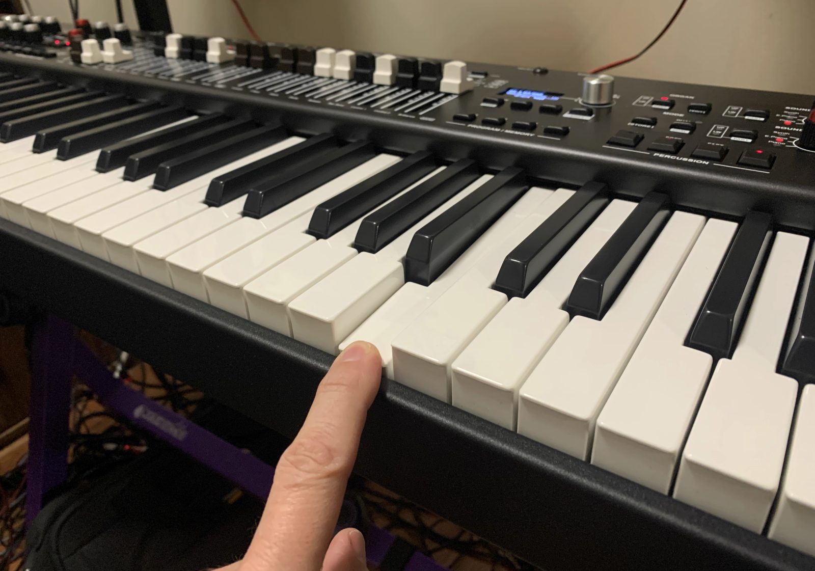 Viscount Legend One Review: Great Stage Keyboard - Piano Tone